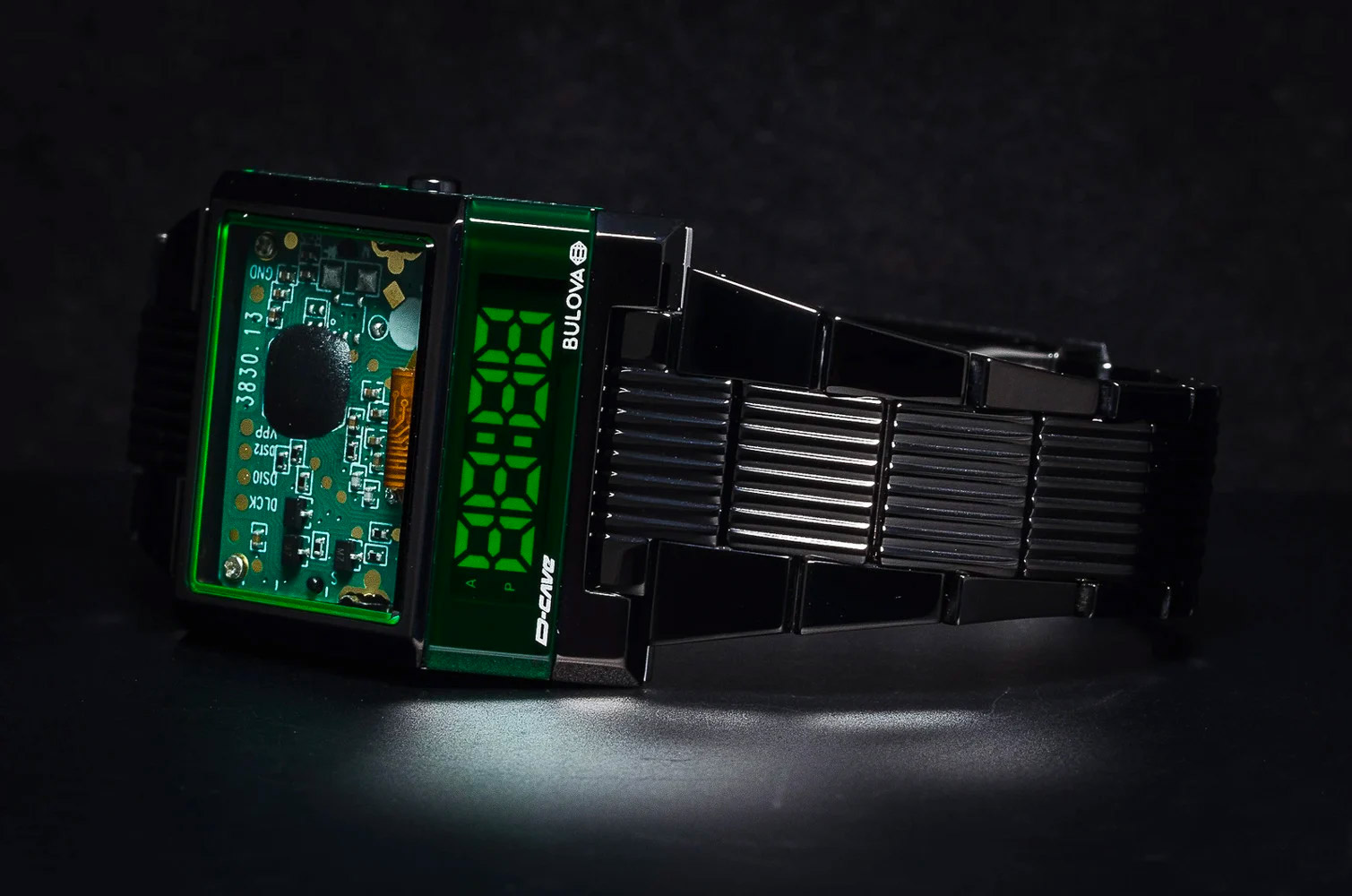 Bulova Computron: Reeleitura dos modelos digitais com design para o dia ...